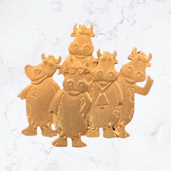 JJ 1988 | Jewelry | Signed Jj 988 Herd Of Cows Cattle Gold Tone Vintage ...